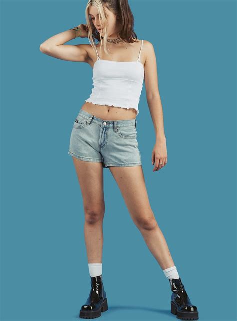 The Best Cas Poses By Soaringsparrows Poses Female Pose Reference