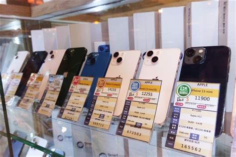 Mobile Amoled Panel Prices Rise In May While Lcd Prices Slide