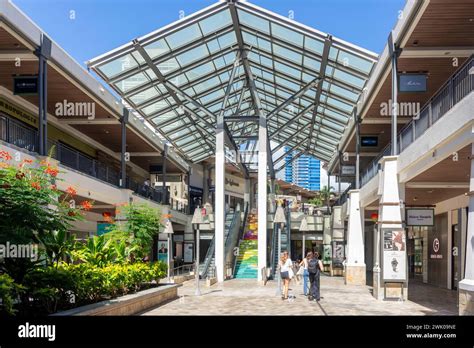 Oahu Ala Moana Shopping Mall