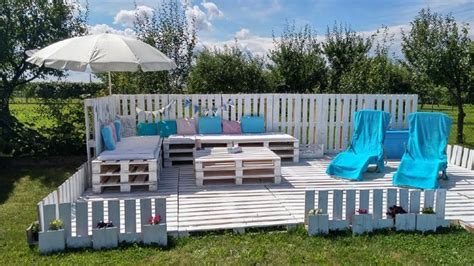 21 Pallet Deck Ideas Designs And Plans [with Pictures]