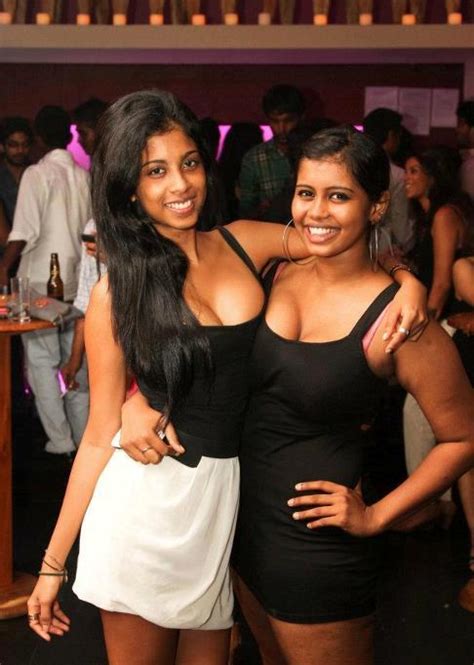 BEAUTIFUL GIRLS COLOMBO NIGHT CLUB HOT GIRLS