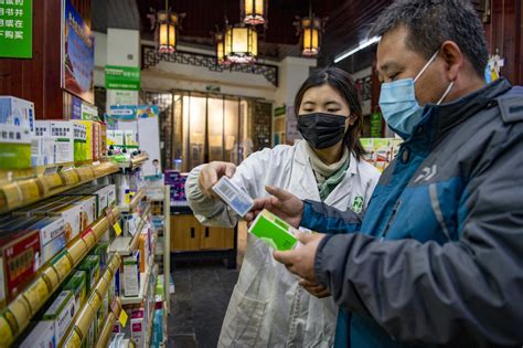 引导市民理性购药