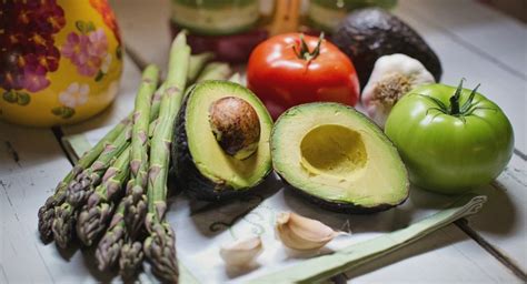 22 Best Keto Vegetables And 7 High Carb Veggies To Ditch Hip2keto