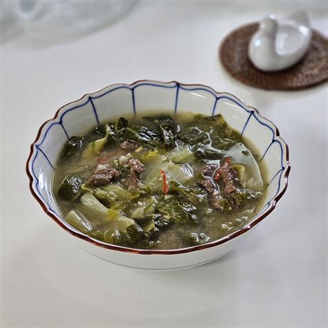 구수한 봄동 소고기 된장국