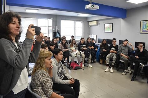 Специалисти от водеща ИТ компания обучаваха в СУ „Вичо Грънчаров“ Regnews Net Новини по