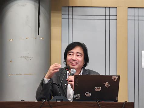 中科院博导杨小舟做客我校 艺术对话科学艺苑讲坛 湖北工业大学新闻网