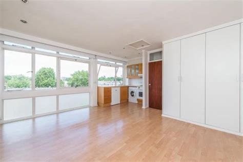 Property Valuation Flat 61 Dryden Court Renfrew Road London