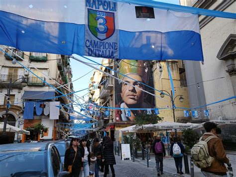 Informazione Campania Napoli Alledenlandia Maxischermo Per