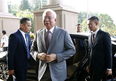 Src Trial Najib Accused Of Writing Cheque To Fund A Political News