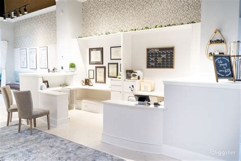 Retail Luxury Office | Rent this location on Giggster