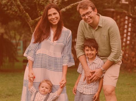 Um novo lar o sucesso de uma família brasileira nos EUA