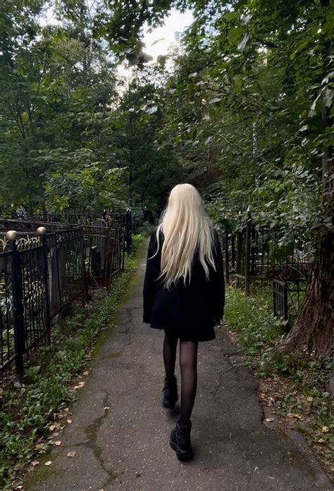 Dark Feminine Aesthetic Gothic Aesthetic Book Aesthetic Aesthetic