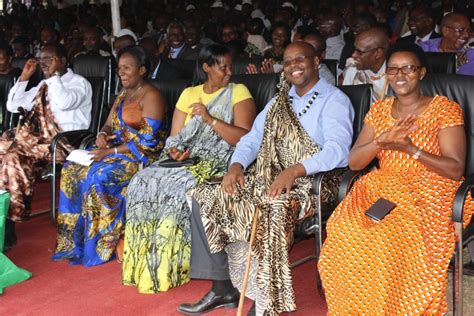 Mu Myambarire Isa Ukwayo Abayobozi Abaturag