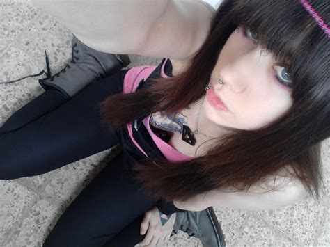 Brünette Emoscene Girl Emo Girls Photo 33596852 Fanpop