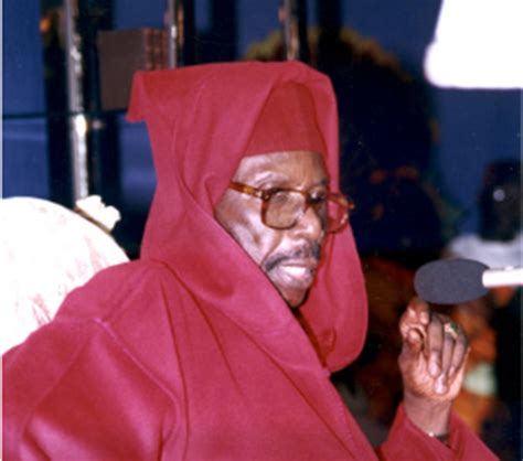 Serigne Cheikh Le Mystique Lintellectuel Et Le Politique Portrait