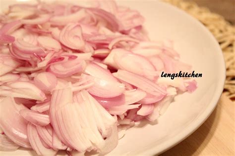 Kitchen Chaos Homemade Crispy Fried Shallots 香酥红葱头油