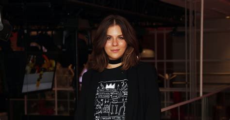Exclusif Morgane Polanski Pose Lors De La Présentation De Son Premier