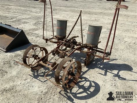 International Mccormick 2 Row Planter Agriculture Bigiron