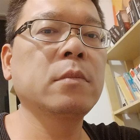 柯p愛將爆不倫戀！揪甜姊兒上摩鐵 下場慘了 東森最即時最快速新聞