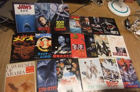Yahooオークション 映画 パンフレット20冊 洋画 ジョーズ 200