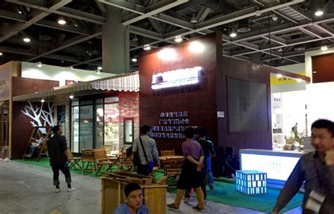 广铝集团门窗展 展览设计公司 广州展览公司 11年专业展览展示设计公司 毕加展览官网