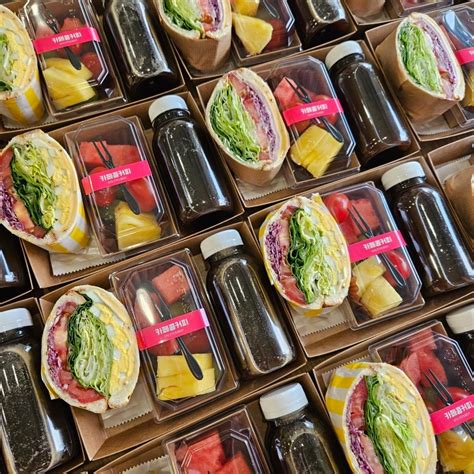 수원 송죽동 샌드위치핫도그 And 토스트 And 김밥유부초밥 맛집 「카페콩커피 」 경기도 수원시 장안구 송죽동 비즈프로필