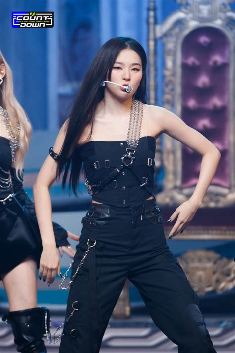 갓 더 비트 중간라인 엠카 직찍