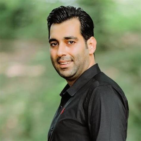 ‎امیر موسوی‎ Amir Mousavi Engineer • Threads Say More