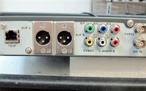 Upcom Ird Integrated Receiver Decoder Satcom Solutions