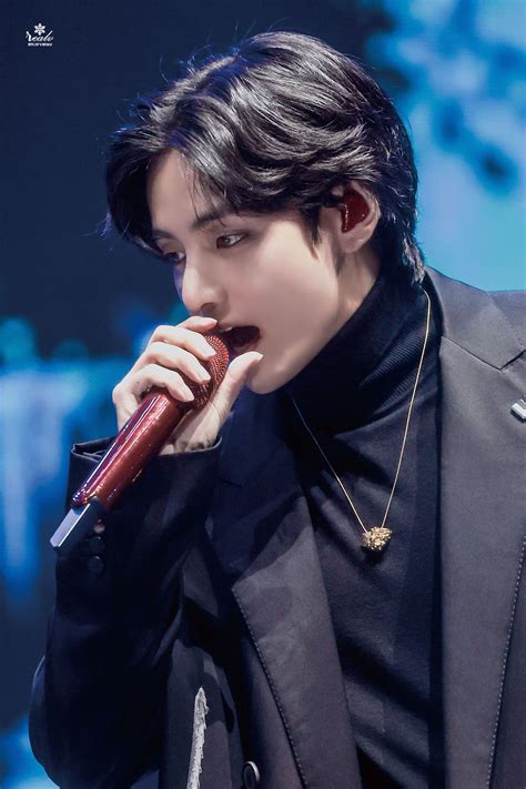 리얼뷔 Realv On Twitter Taehyung Kim Taehyung V Taehyung
