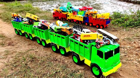 Mobil Truk Tronton Panjang Penuh Mainan Mobil Box Motogp Truk Pasir