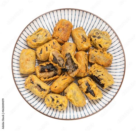 Crispy Seaweed Noodle Rolls Or Gimmari Korean Deep Fried Seaweed Rolls
