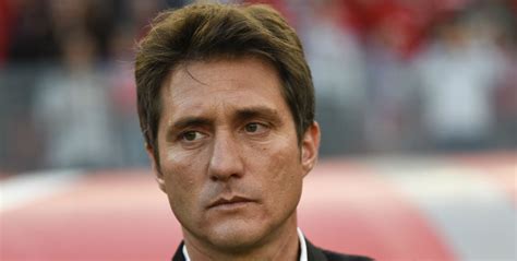 Guillermo Barros Schelotto Pone La Lupa En Paolo Guerrero Antes Del