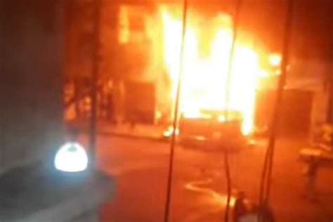 حريق في مول ملابس بمنطقة العتبة