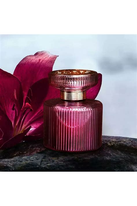 Oriflame Feminen Bir Çekici Kokuya Sahip Amber Elixir Mystery Edp Kadın