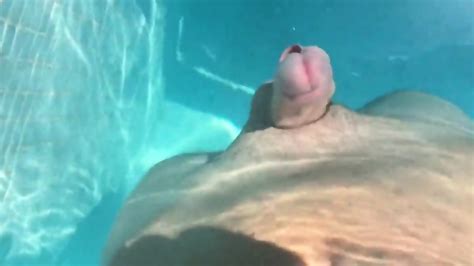 Hands Free Cumshot Swimming Pool Eporner