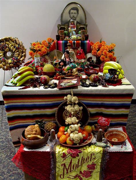 Laurie Beth Zuckerman Iconarte Found Object Assemblage Altars Home