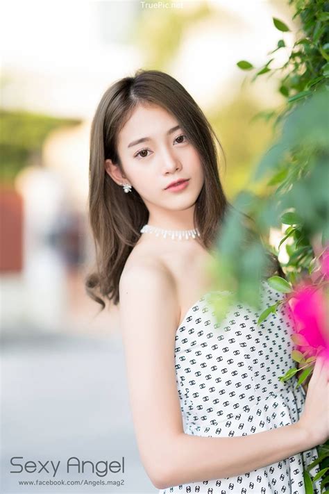 Thailand Angel Model Pimploy Chitranapawong Welcoming The Sun With