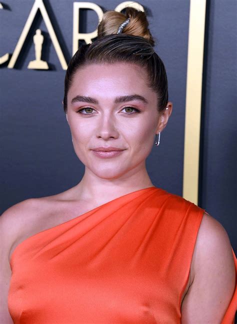 Florence Pugh Nude Pics Sex Scenes Compilation And Topless Porn