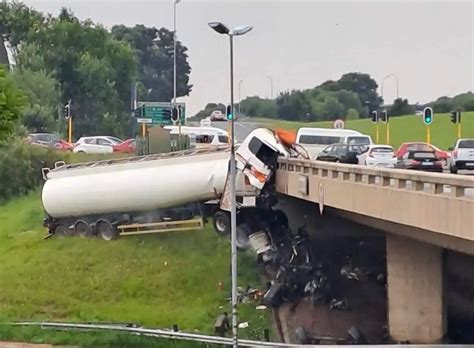 Watch Tanker Driver Killed In N12 Crash At The Kliprivier Bridge Sa Trucker