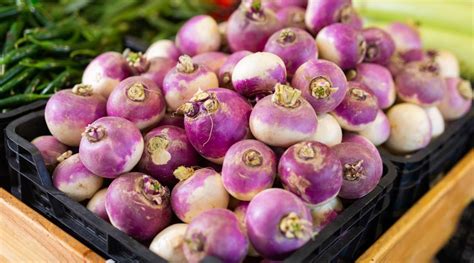 18 خواص شلغم برای مردان و زنان جدول ارزش غذایی