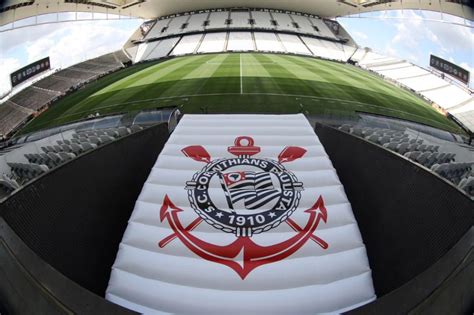 Faz o PIX Corinthians fatura bolada classificação na Copa do Brasil