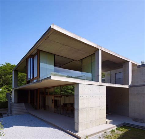 中庭のある家で間取りや、二階建てのメリット、デメリットとは？特徴を解説 株式会社yya