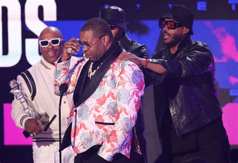 Busta Rhymes Honored For 50 Years In Hip Hop At Bet Awards Daily Sabah