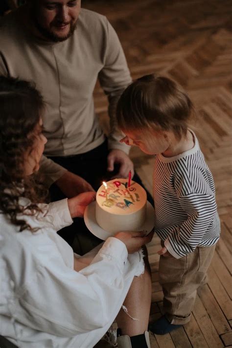 2 годика сыну в 2024 г Детский день рождения фото Детский день рождения декор Детские фотки