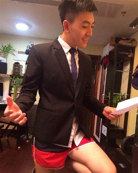 中國顏值最高的十位男主持人，何炅只排第八 每日頭條