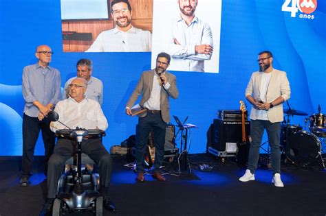Drogarias Max Promove Festa De 40 Anos