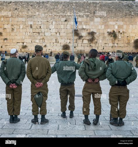 Army Soldiers At The Western Wall Old City Jerusalem Israel Stock
