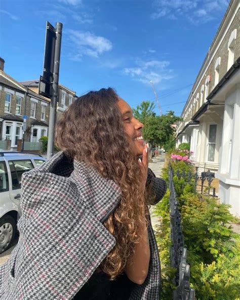 alisha ilhaan bø alishaboe Instagram photos and videos Alisha boe Curly hair styles Hair