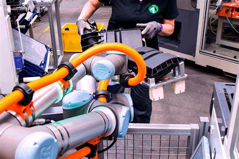 Seguridad En Robots Colaborativos Cobots Integra Ingeniería
